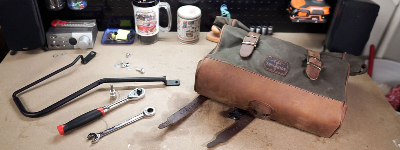 Comment installer une sacoche souple sur votre moto rétro. - LONGRIDE FRANCE